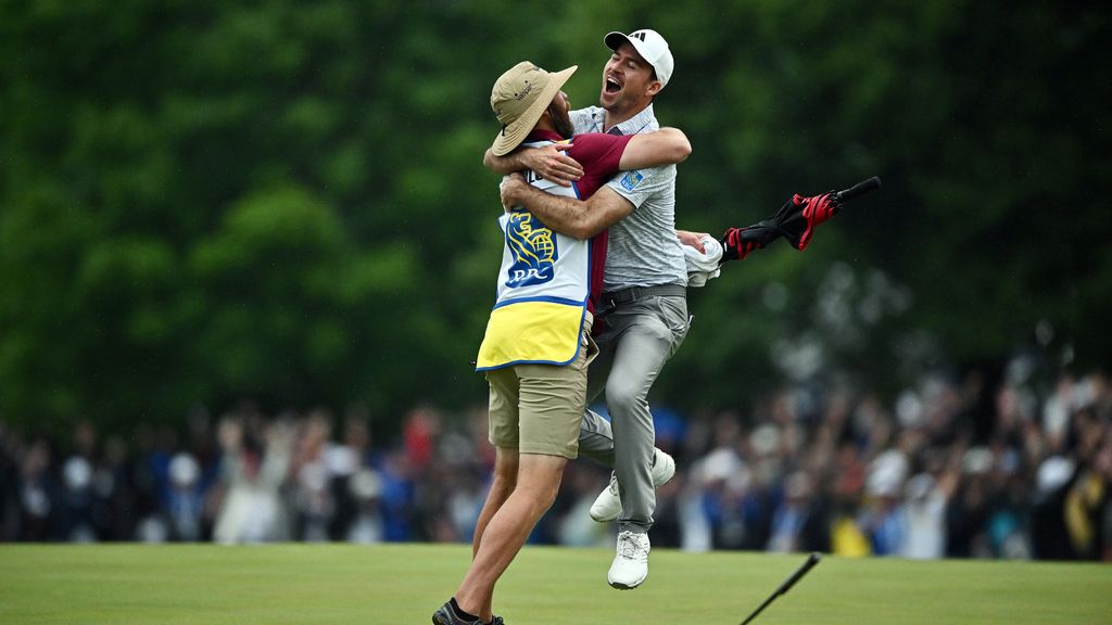 'One Of Those Freak Incidents' - Adam Hadwin Describes Viral Tackle By ...