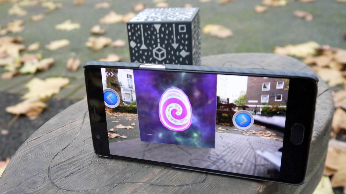 Merge Cube review | TechRadar