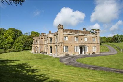 The £30 million Dorset estate that comes with a 200-year-old mansion, a ...