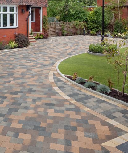 Block paving ideas: 10 ways to use this versatile surface | Gardeningetc