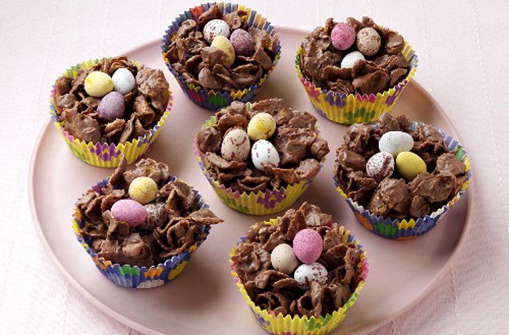 What to make for a bake sale: Cheap cakes and how much to sell them for ...