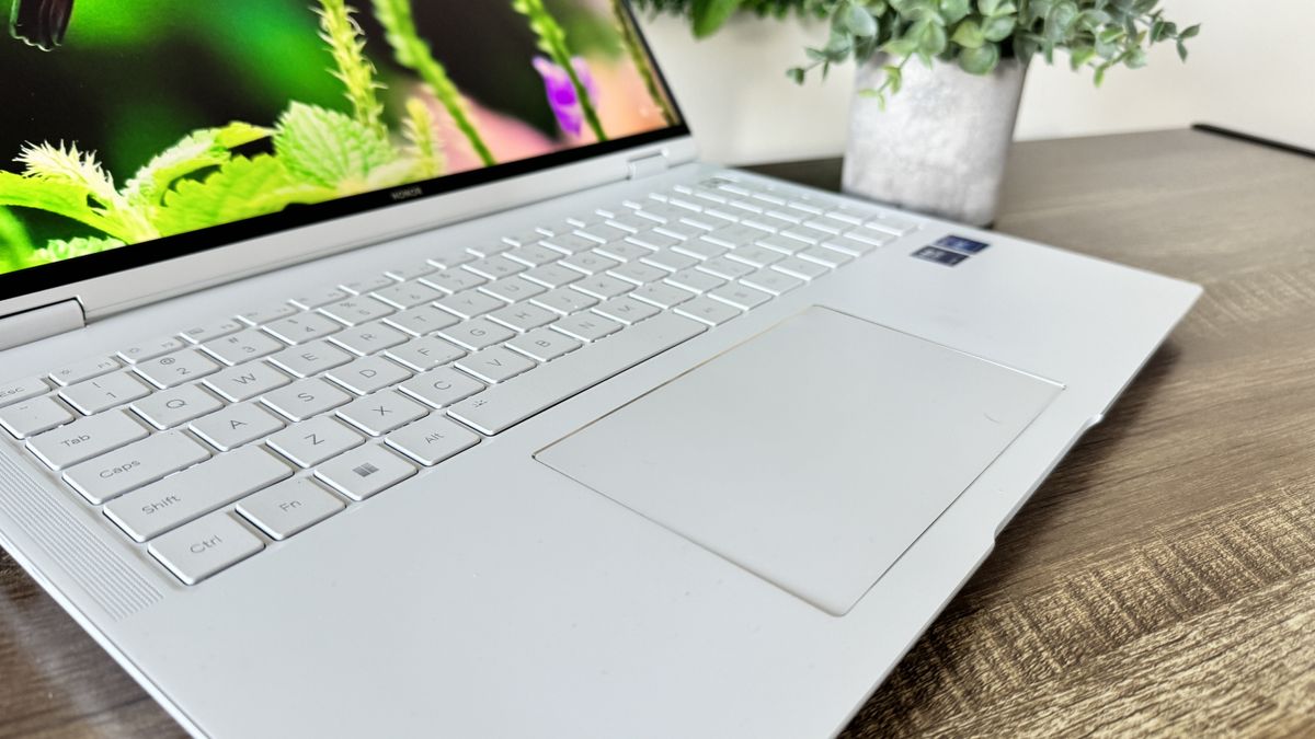 Honor MagicBook Pro 16 (2024) hands-on review: Finding a groove | Tom's ...