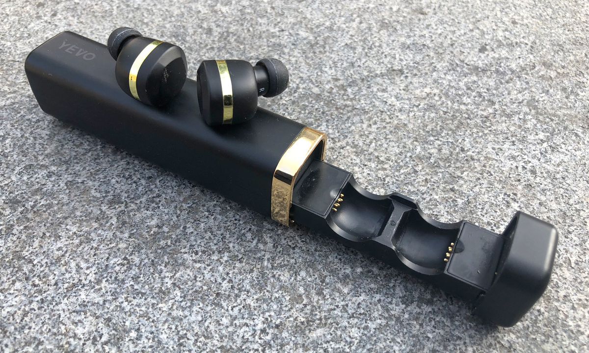 Yevo Labs Yevo 1 Wireless Headphones Review: Slick Design, Subpar Sound ...