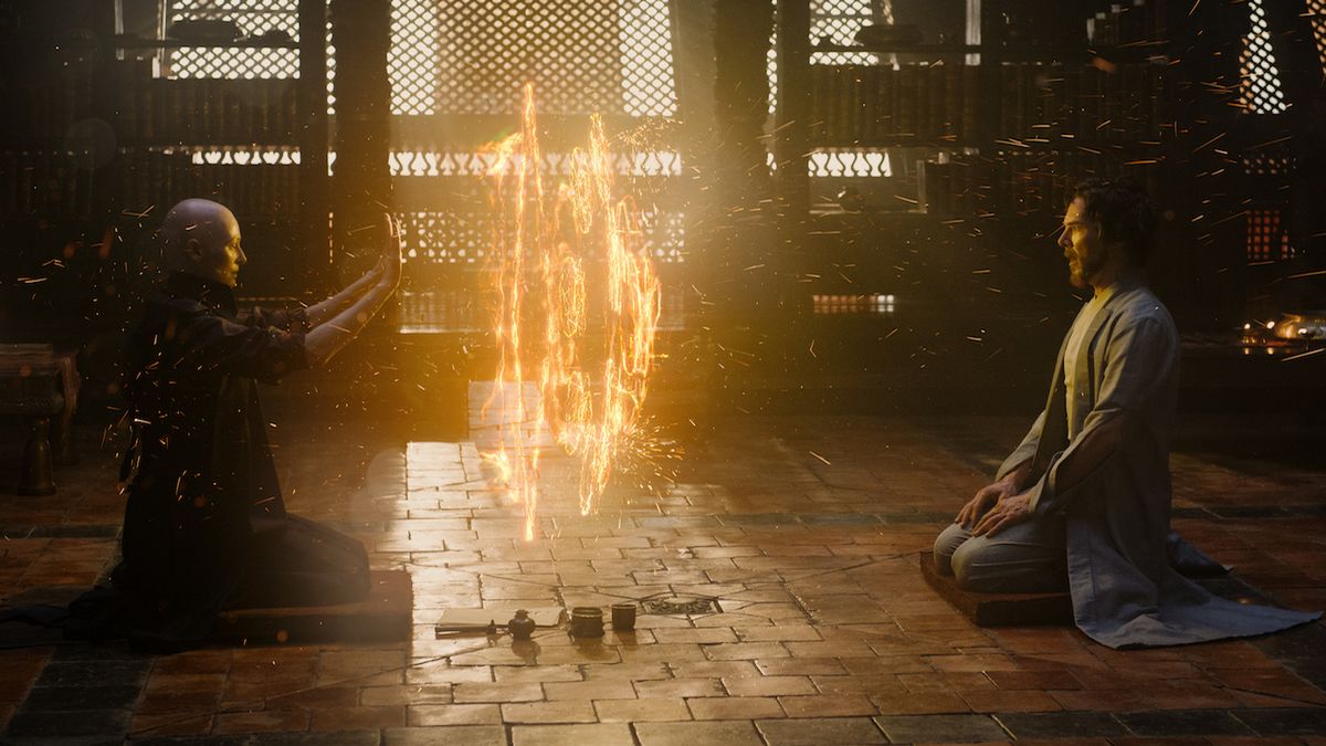New Doctor Strange images tease more Inception-style city planning and ...