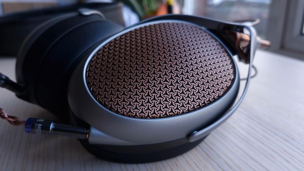 Meze Audio Poet review: audiophile-grade listening headphones you could ...