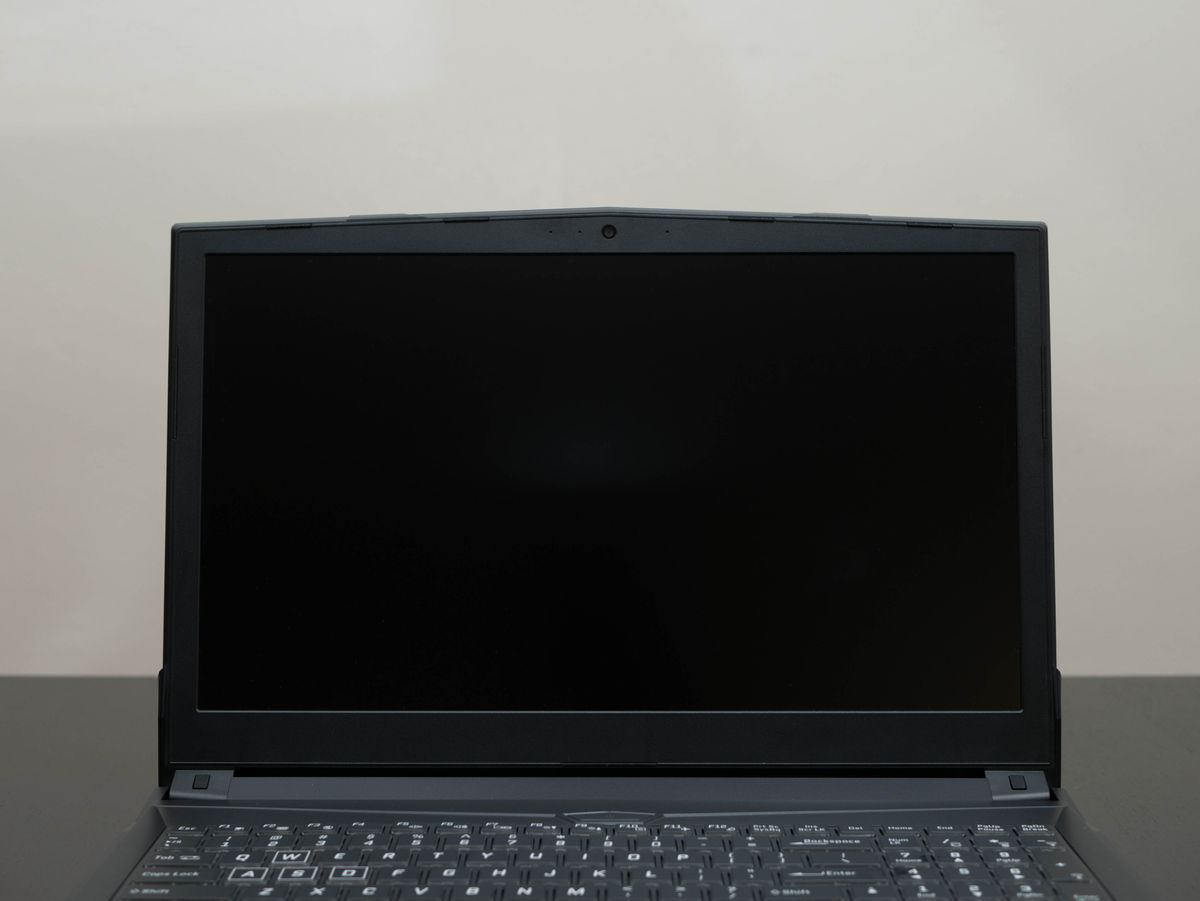 Sager NP6852 Gaming Laptop Review - Tom's Hardware | Tom's Hardware