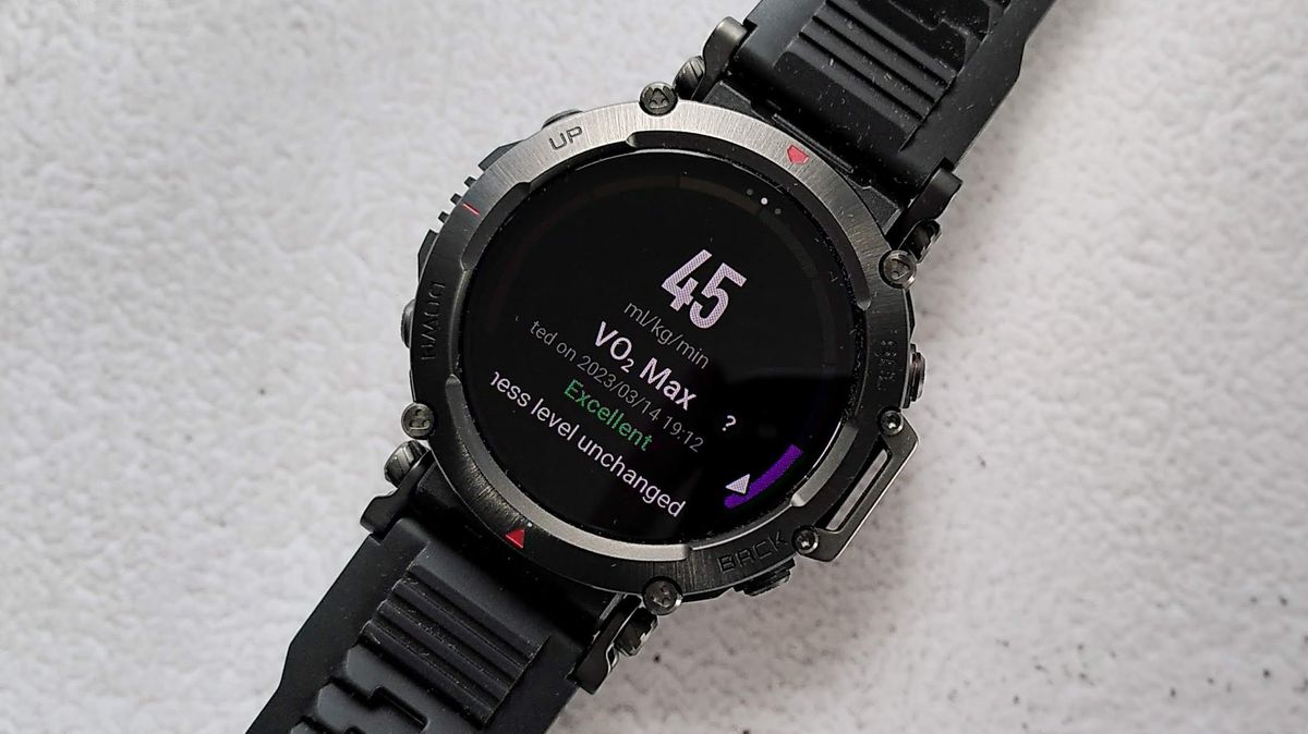 Amazfit T-Rex Ultra vs Amazfit T-Rex 2: choose the right tough watch ...