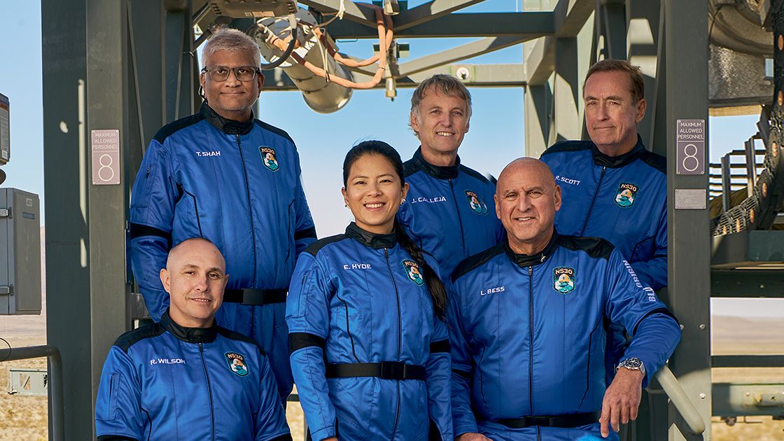 Blue Origin launches 'Perfect 10' space tourists on New Shepard rocket ...