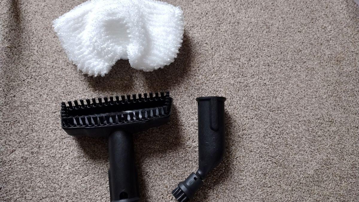 Karcher SC3 EasyFix steam cleaner review | Top Ten Reviews
