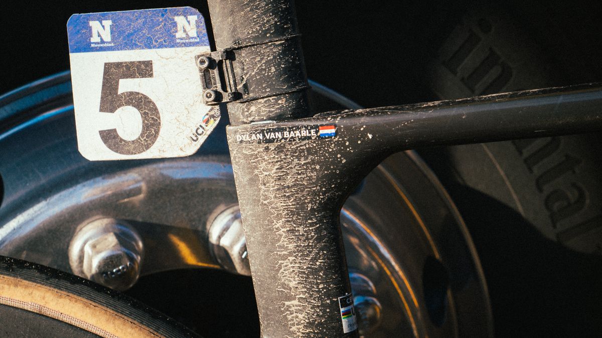 Winners' bikes: Specialized and Cervelo top Omloop Het Nieuwsblad ...