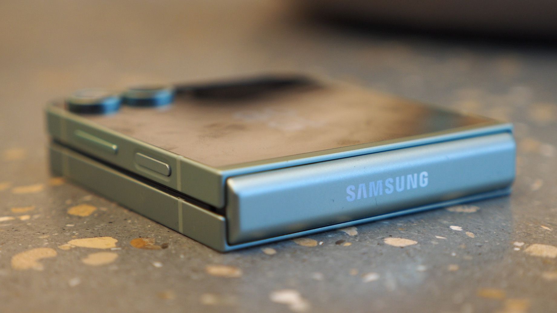 It looks like an all-new Samsung foldable is coming with Fold and Flip ...