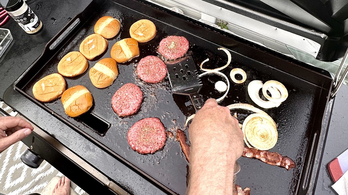 How to season a flat top griddle | Tom's Guide