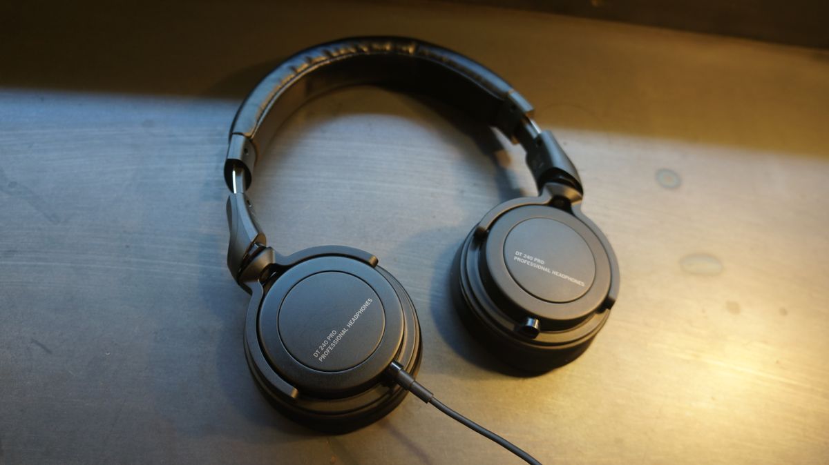 Beyerdynamic DT 240 Pro review | TechRadar