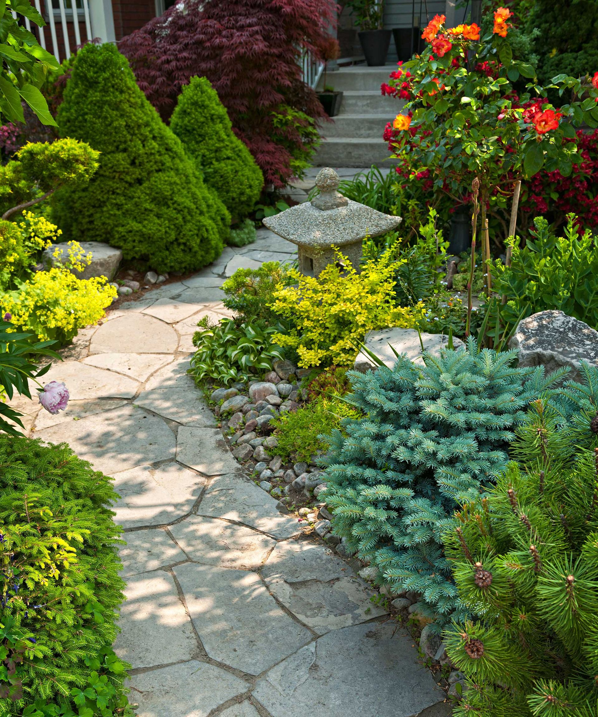 Front yard privacy ideas: 10 stylish screening methods | Homes and Gardens