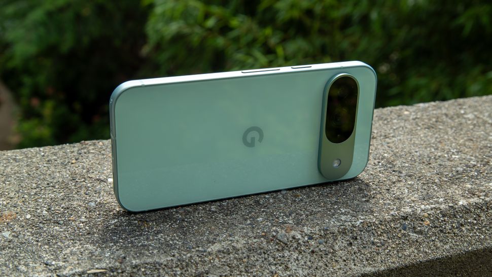 Best small phone | Android Central