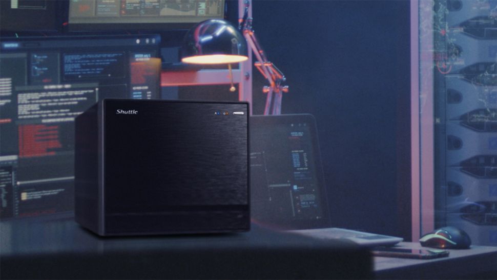 Shuttle's New SW580R8 Barebones Workstation Supports Xeon W CPUs | Tom ...