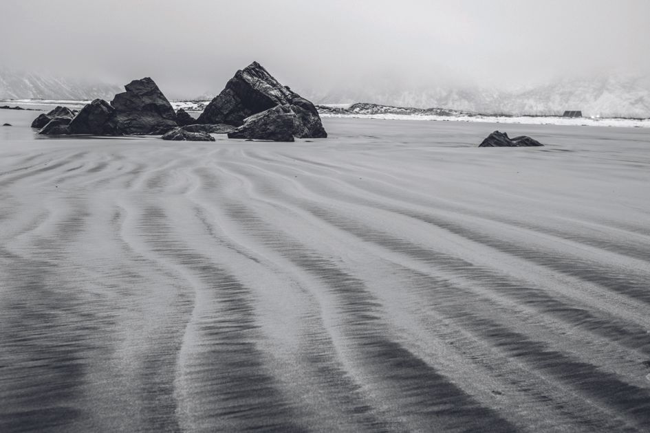 How to photograph the beach out of season for atmospheric wintry scenes ...