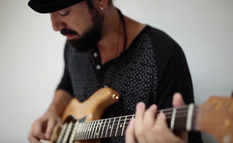 Watch Everett Gray Demo Elixir Optiweb Coated Strings | Guitar World