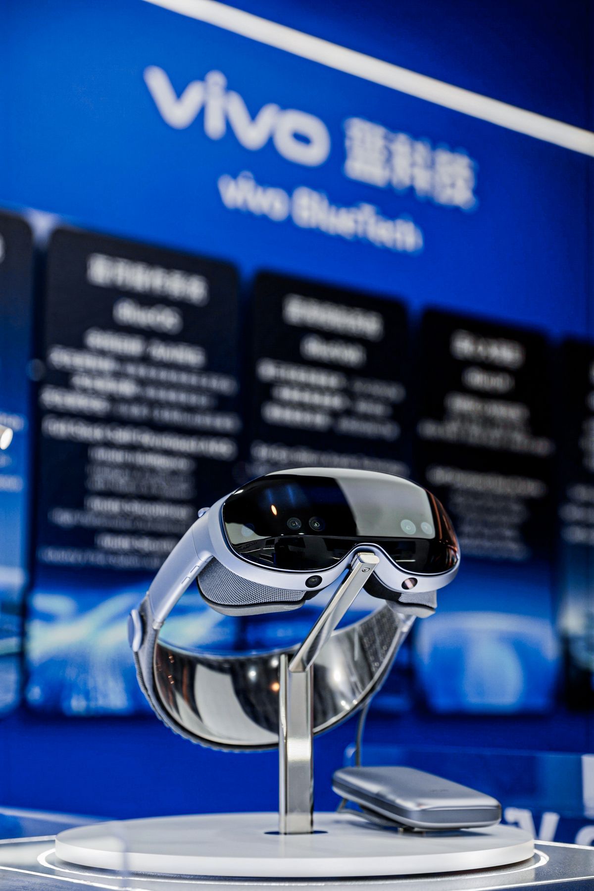 This is Vivo's mixed reality headset | Android Central