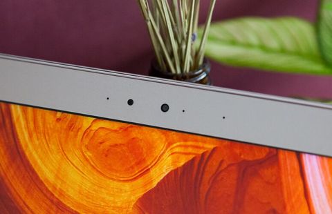 Asus ZenBook UX330UA (2017, 8th Gen): Full Review and Benchmarks ...