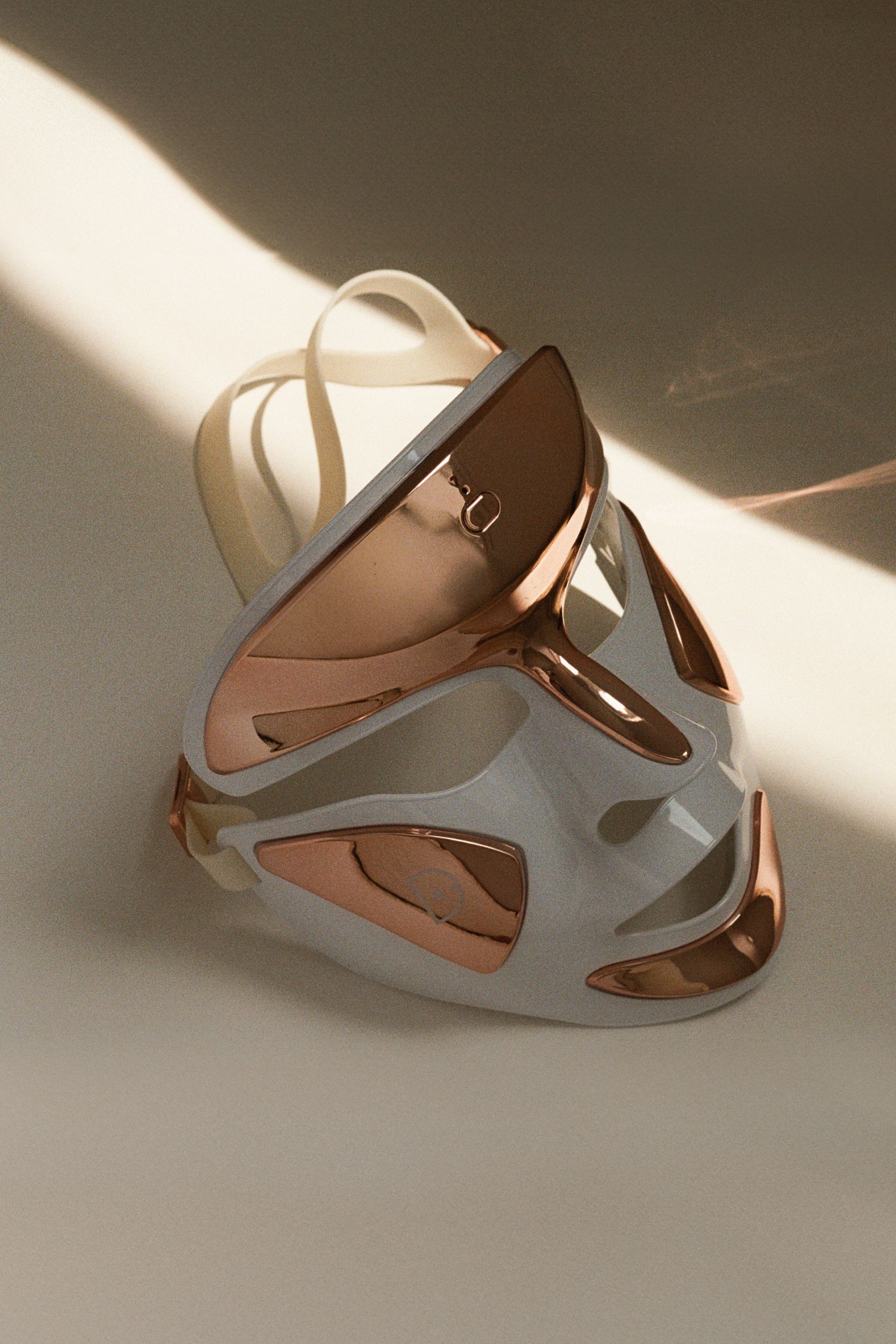 14 Best LED Light Therapy Face Masks of 2025, Reviewed by Experts ...