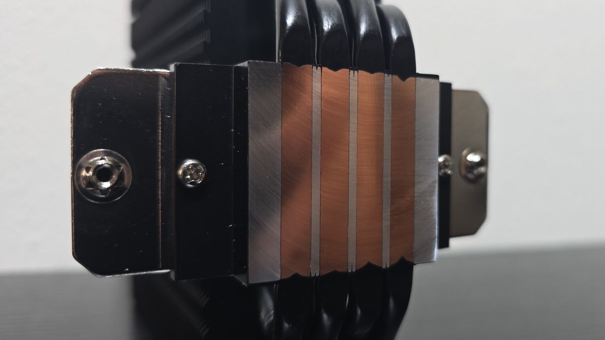 Akasa Alucia H4 Plus review: Essential CPU cooling in blue | Tom's Hardware