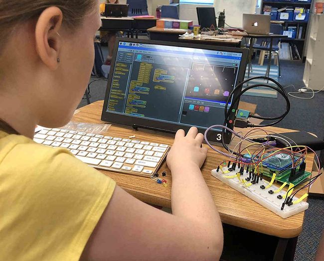 Raspberry Pi Computer On Steroids Boolean Girl Tech Lights Camera Sensors Tech And Learning