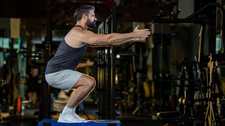 You only need these six simple exercises to improve your muscular ...