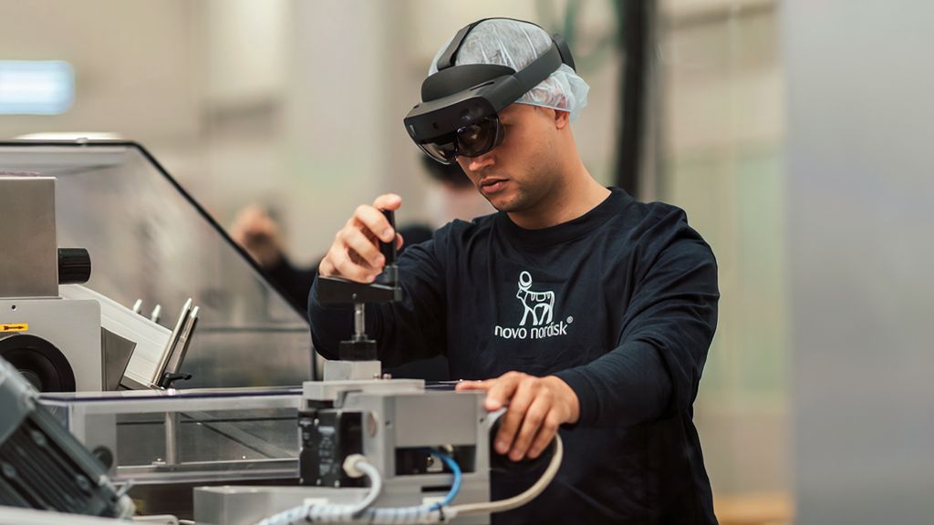 US Army gives go-ahead for next version of HoloLens | Windows Central