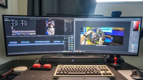 I ditched my dual monitor setup for this ultrawide OLED monitor — and ...