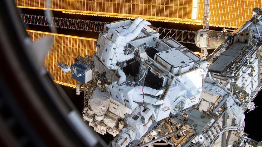 The Spacewalks of Expedition 59 in Photos | Space
