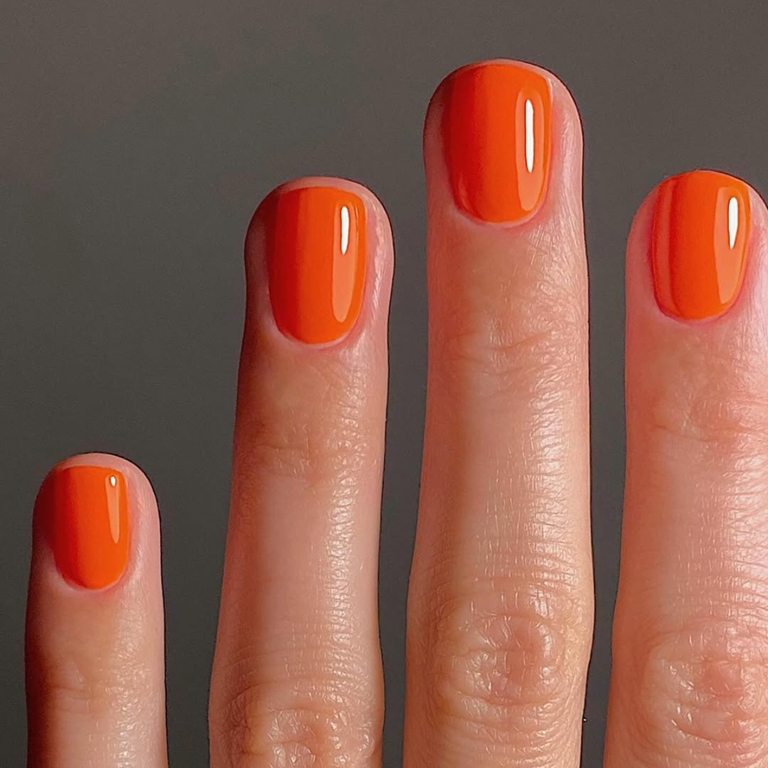 Model Adot Gak Showcases the New-Season Colour Palette for 2026 | Marie ...