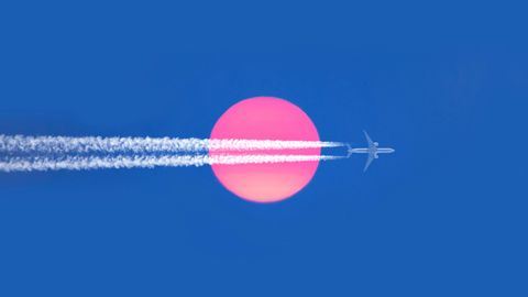 Contrails — What are they and how do they form? | Space