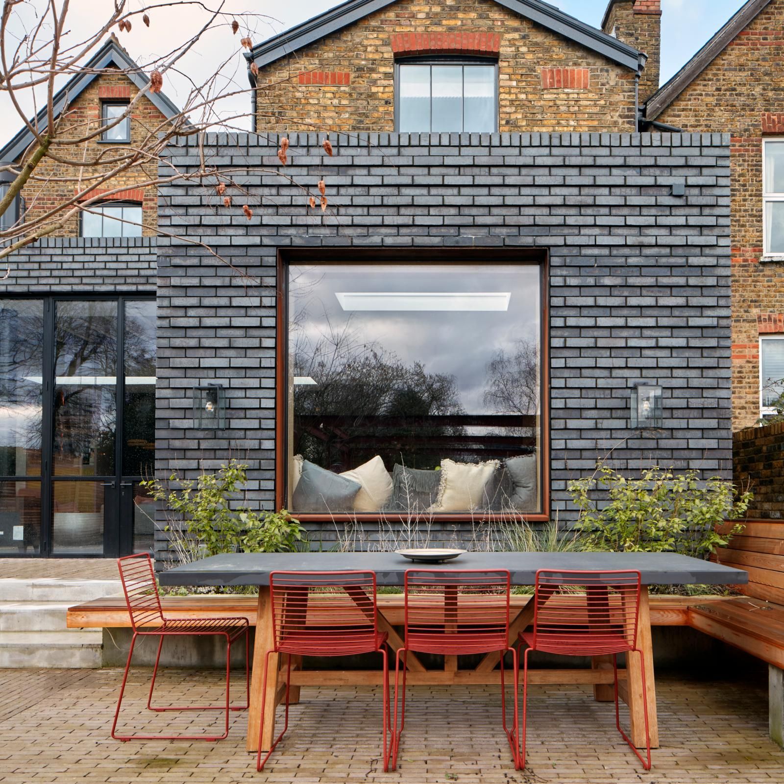 A modern London extension full of monochrome magic | Livingetc