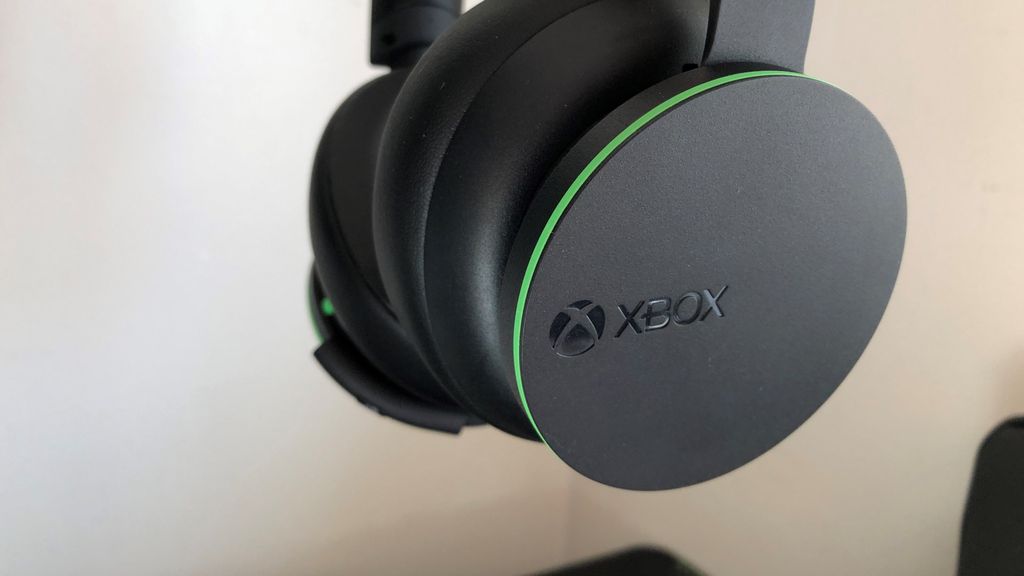 Xbox Wireless Headset review | PC Gamer