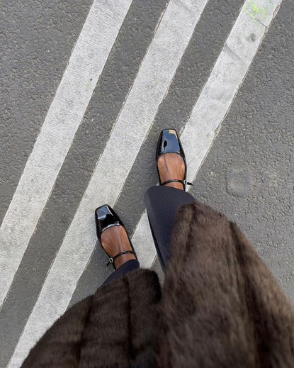 6 Controversial Shoe Trends all Fashion People are Loving | Who What Wear