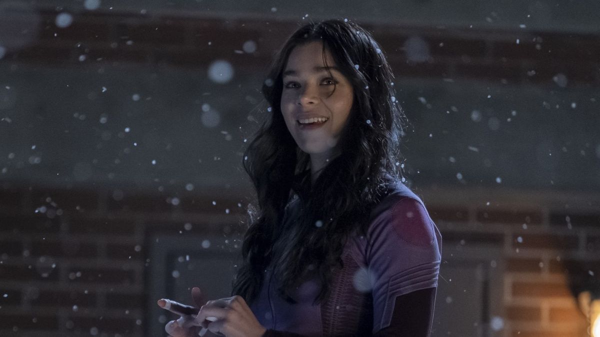 New Hawkeye Trailer Features A Fun, Deep-Cut Avengers Comic Book ...