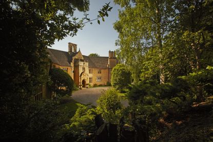 Foxhill Manor review: The Cotswolds house perfect for pampered getaway ...