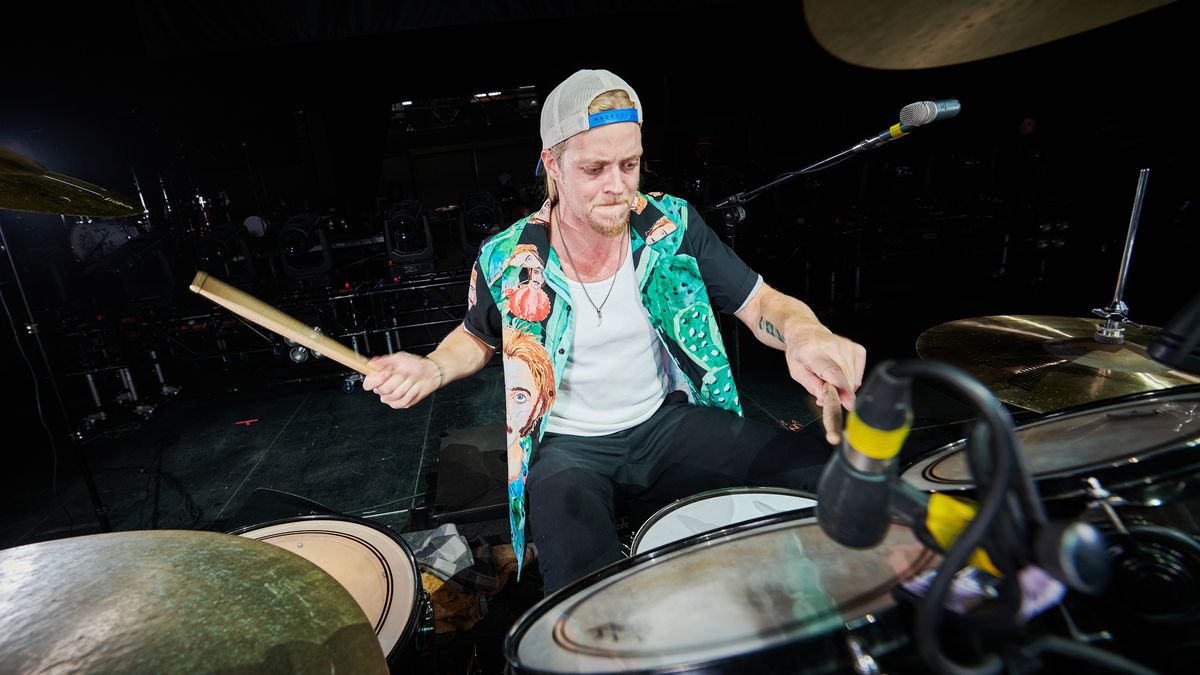 "I was like, 'Oh sh*t, it's not free!'" Drum kit tour: The Darkness ...