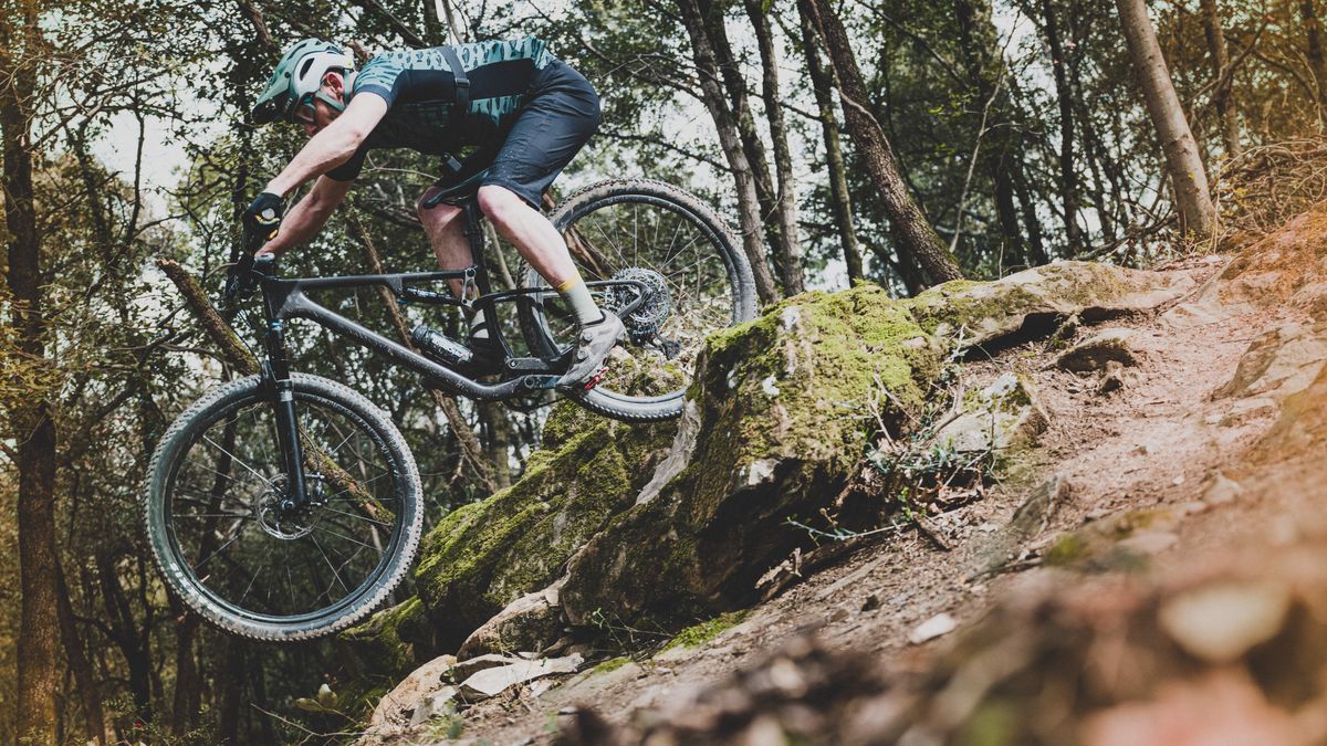 Cervelo officially launch their ZFS-5 full-suspension, full-speed MTB ...