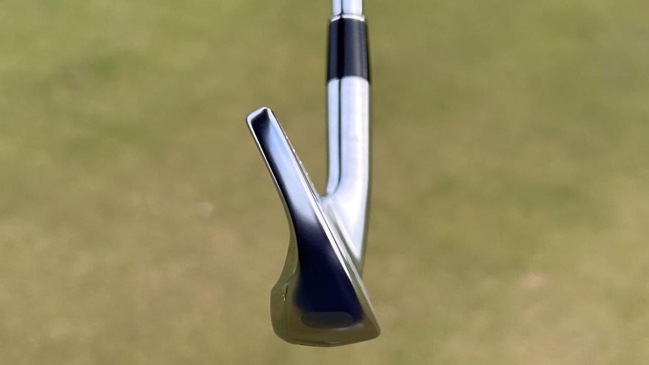 Srixon ZXi5 Iron Review | Golf Monthly