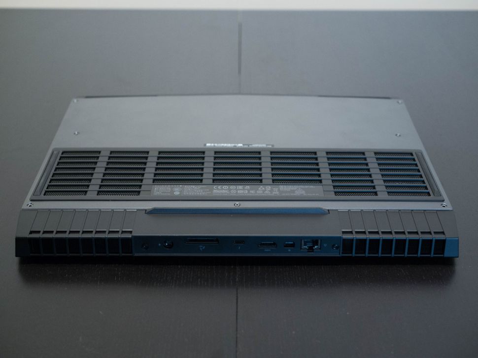 Alienware 15 R3 Review - Tom's Hardware | Tom's Hardware