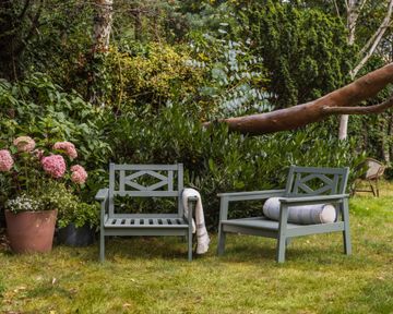 What are the best colors for outdoor furniture? Here’s what the experts ...