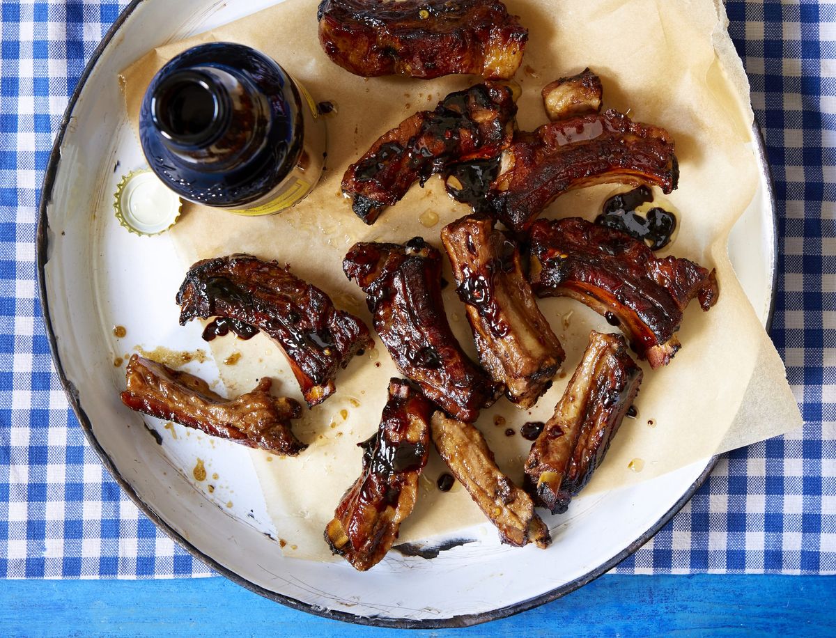 Sticky snack ribs | American Recipes | GoodtoKnow
