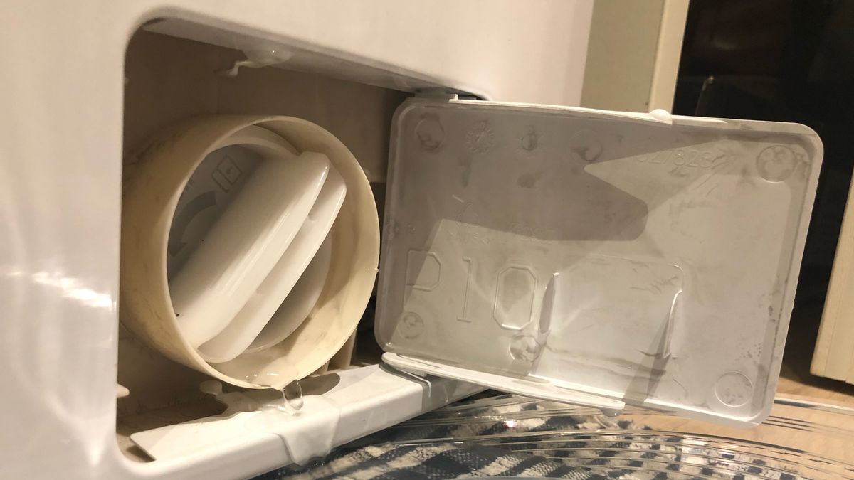 How to clean a washing machine | Tom's Guide