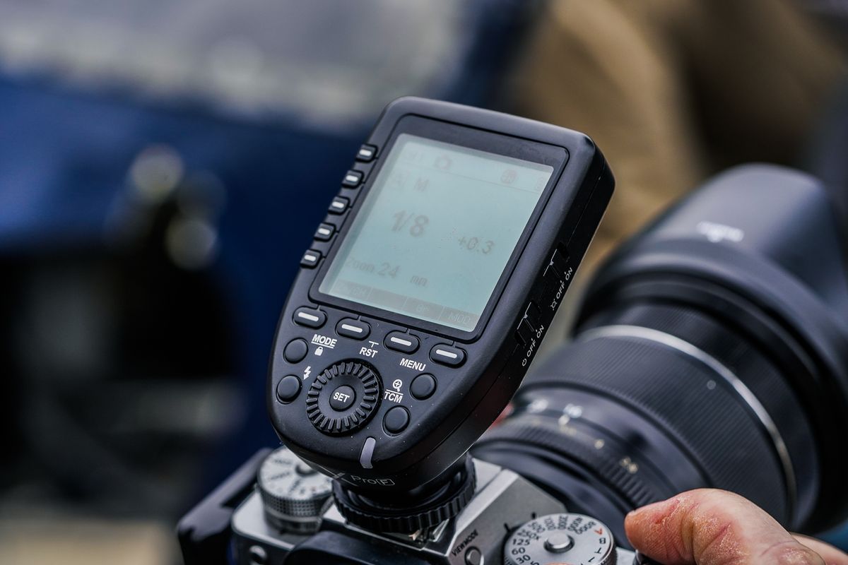 I went to Secret Con with just this one lens and light combo | Digital ...
