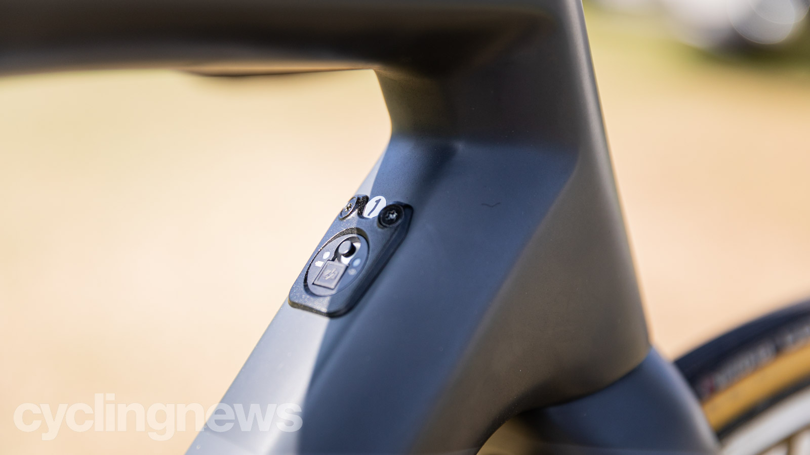 Di2 vs eTap: which is the right electronic groupset for you? | Cyclingnews