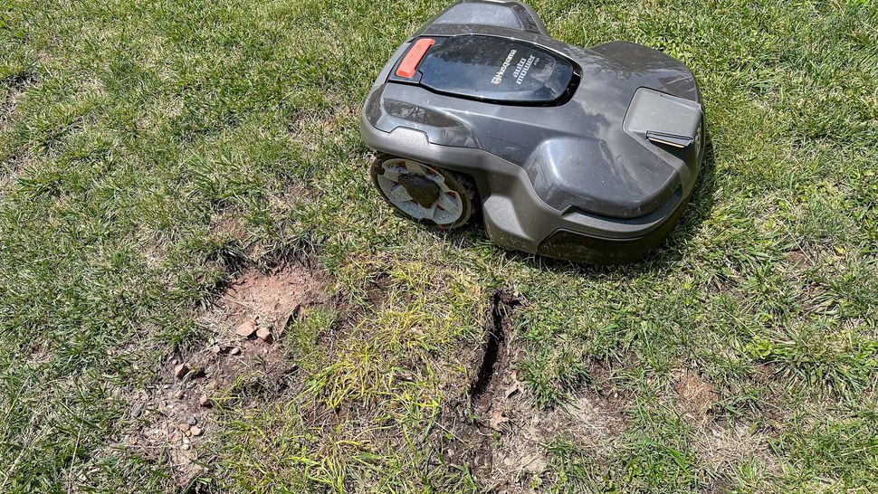 Husqvarna Automower 415X robot lawn mower review | Tom's Guide