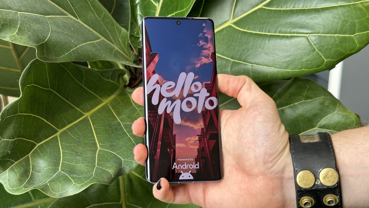 Motorola Edge 50 Pro review: Motorola’s affordable smartphone takes ...