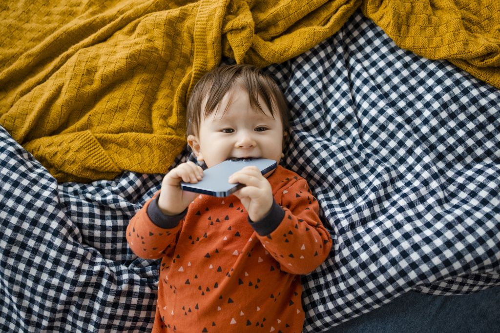 This is the real reason why babies put everything in their mouth ...